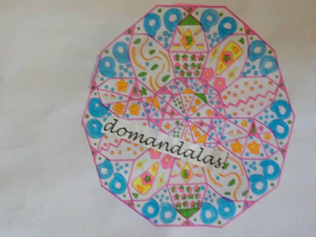 Hand drawn abstract Mandala - Zen & Anti-stress Mandalas - 100% ...