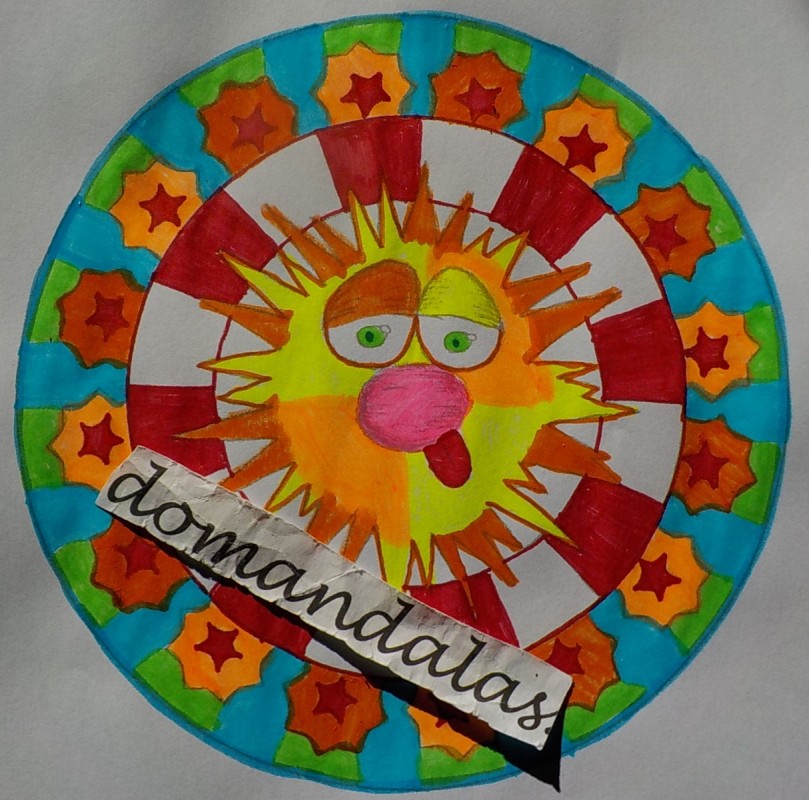 Easy Mandala with funny smiling character - Mandalas with Characters ...